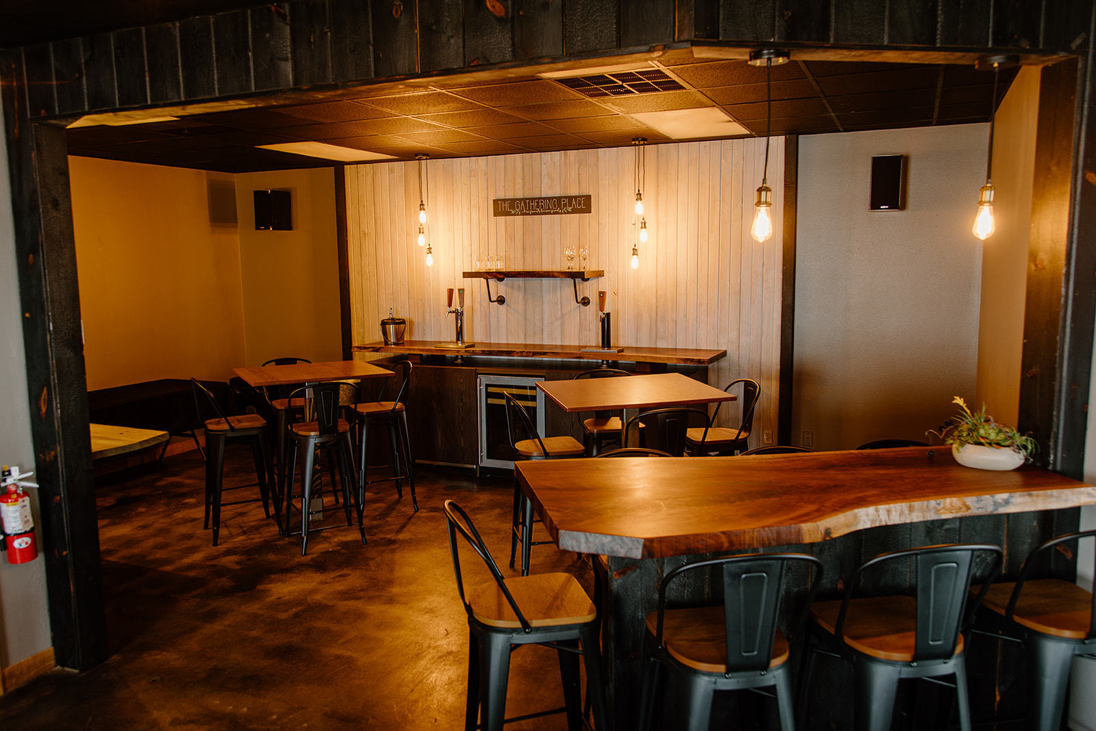 Timber Lounge | Scheduling and Booking Website