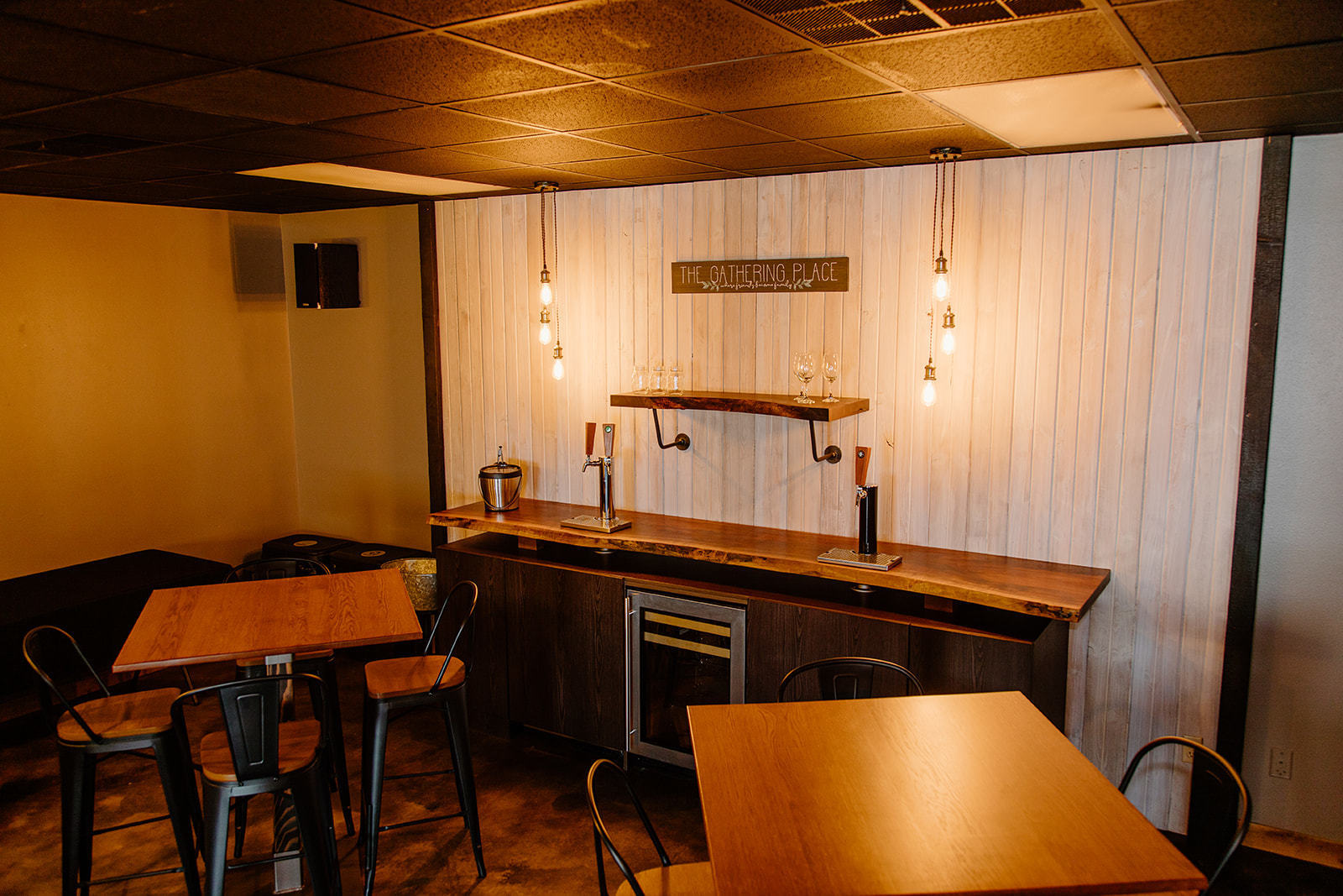 Timber Lounge | Scheduling and Booking Website